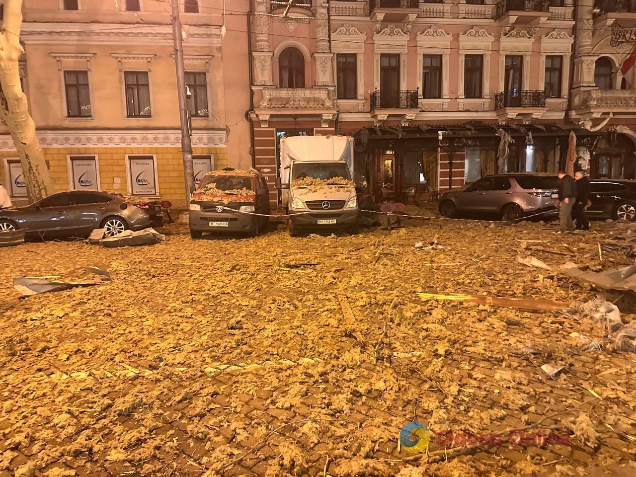 Атака балістикою по історичному центру Одеси: є постраждалі (фото, відео). Новини Відео-UKR.NET